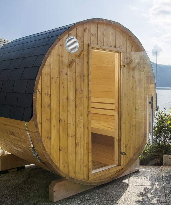 Harvia Kammi 4-6 Person Outdoor Barrel Sauna Kit Spruce | Leisurequip
