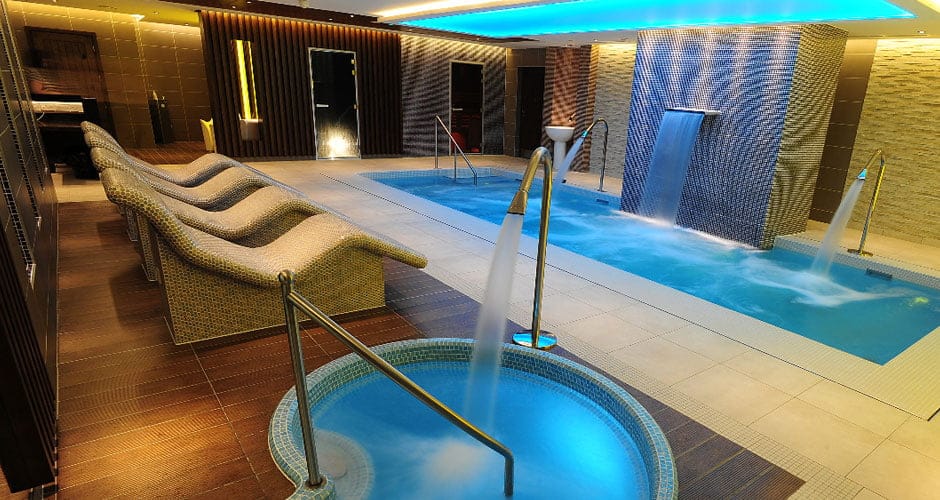 Bespoke Tiled Loungers UK | Luxury Heated Tile Loungers | Spa | Pools ...